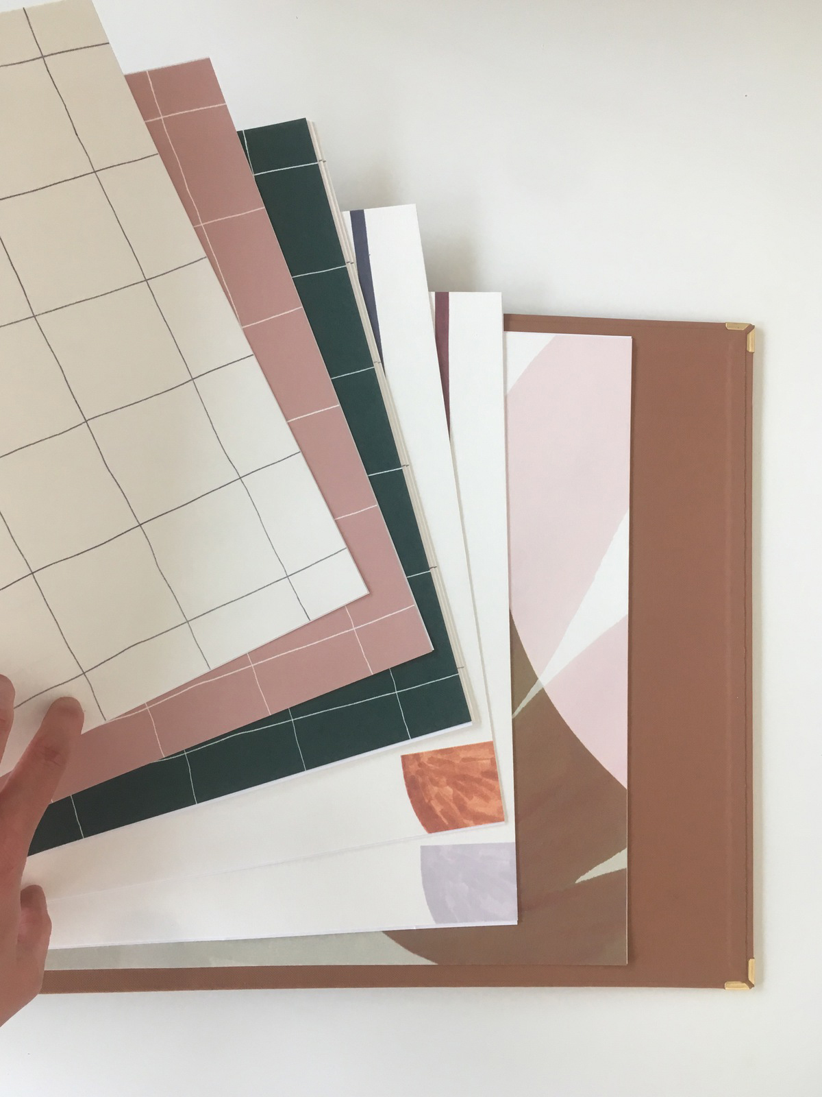 Wallpaper Guide : Order and Put it Up Properly - Season Paper